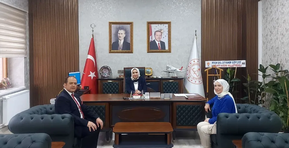 İl Milli Eğitim Müdürü Özbek, Kayhan ailesini ağırladı